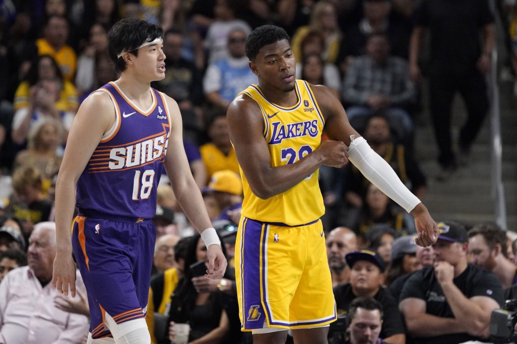 James, Durant finally face off again as Suns beat Lakers 123-100 in ...